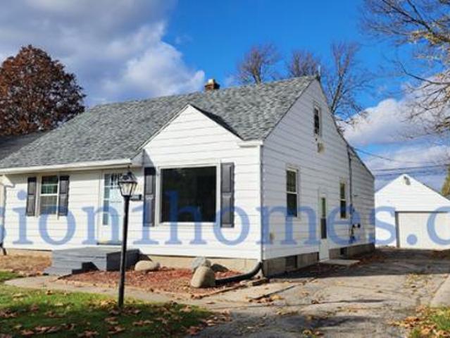 3 Br, 2 bath, Single Family 2076 W Wayne Street