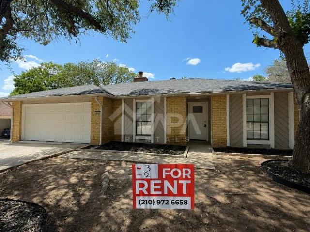 3 Br, 2 bath, Single Family 209 High Oak