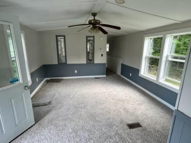 3 Br, 2 bath, Single Family 20 Iron Mine Hill Mobile Home Park