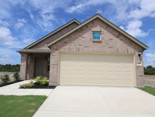 3 Br, 2 bath, Single Family 2108 Osage Trl