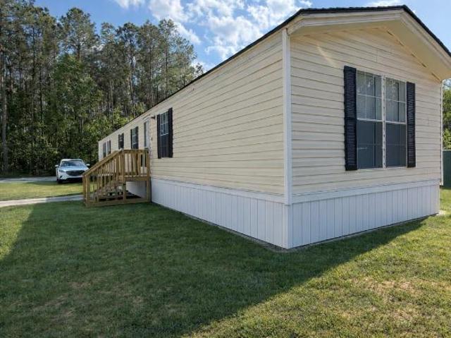 3 Br, 2 bath, Single Family 2111 Harristown Rd