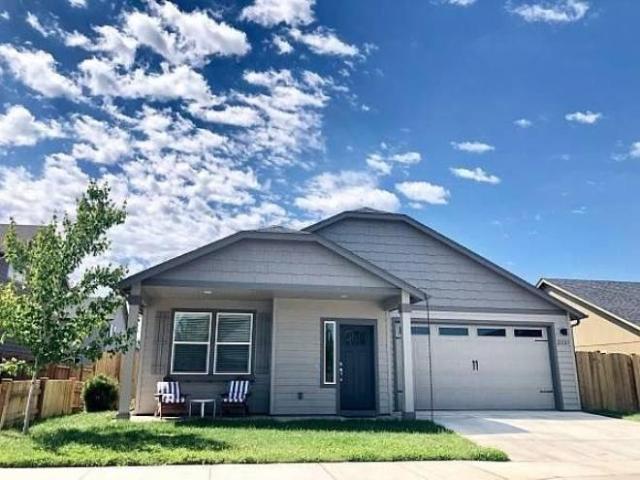 3 Br, 2 bath, Single Family 21123 Azalia Ave
