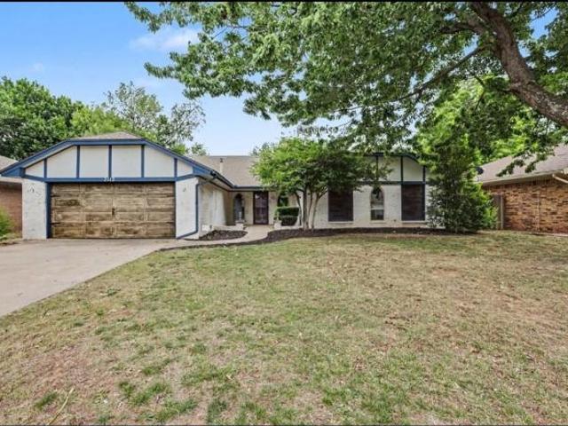 3 Br, 2 bath, Single Family 2112 Bentham Pl