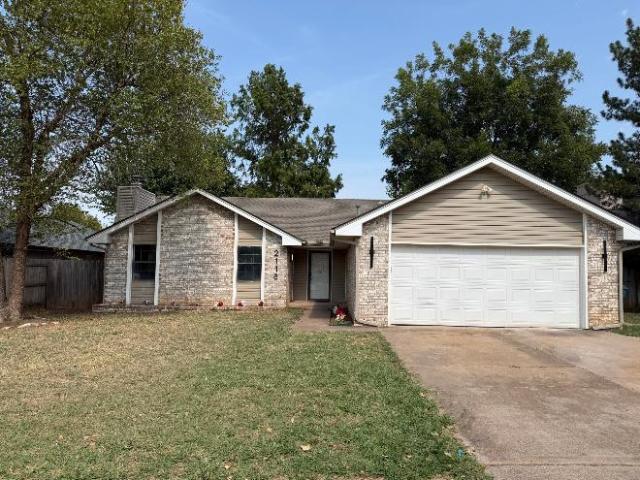 3 Br, 2 bath, Single Family 2116 Tanglewood Drive