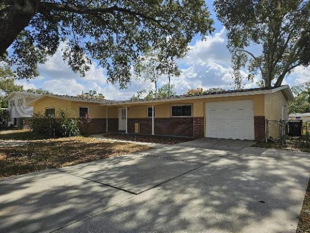 3 Br, 2 bath, Single Family 211 Terrace Dr