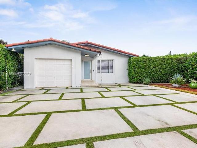 3 Br, 2 bath, Single Family 2121 Red Rd