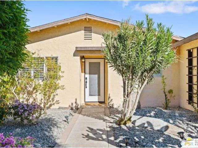 3 Br, 2 bath, Single Family 2140 E Hildy Ln