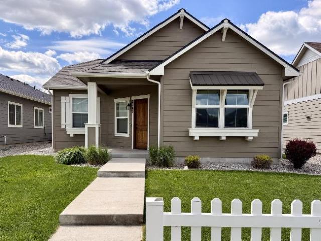3 Br, 2 bath, Single Family 2141 N Wolfe Penn St