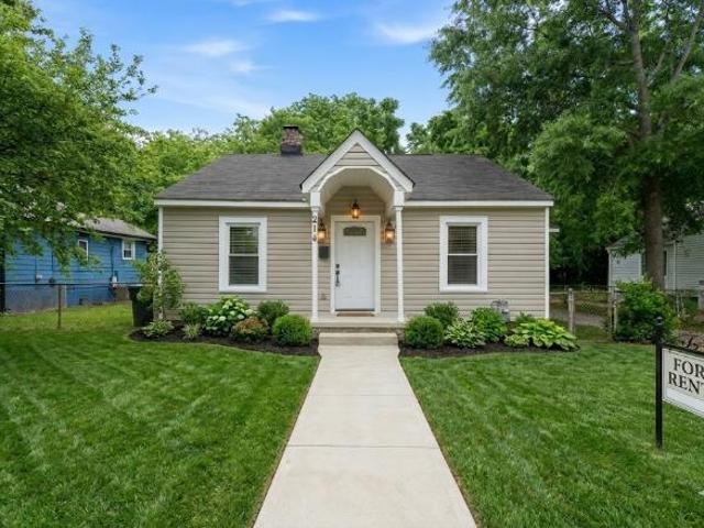 3 Br, 2 bath, Single Family 214 Markham St