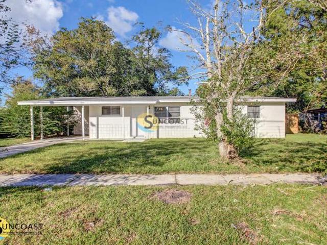 3 Br, 2 bath, Single Family 2156 Bunting Dr