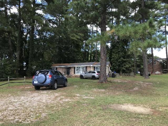 3 Br, 2 bath, Single Family 2161 Bingham Dr
