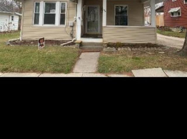 3 Br, 2 bath, Single Family 216 West Evers