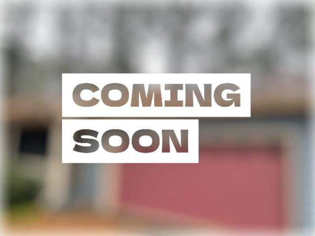 3 Br, 2 bath, Single Family 2180 Lost Forest Ln SW
