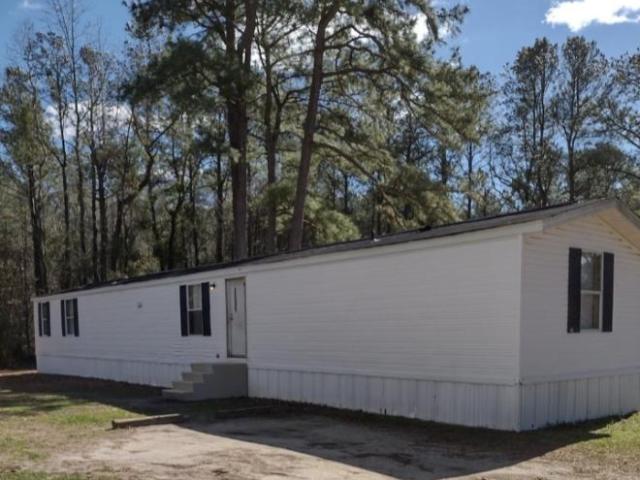 3 Br, 2 bath, Single Family 2181 Blue Creek Rd