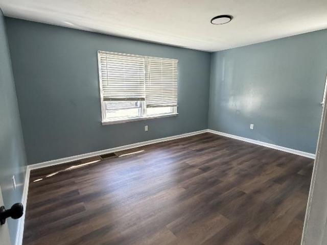 3 Br, 2 bath, Single Family 21 Berg Ave