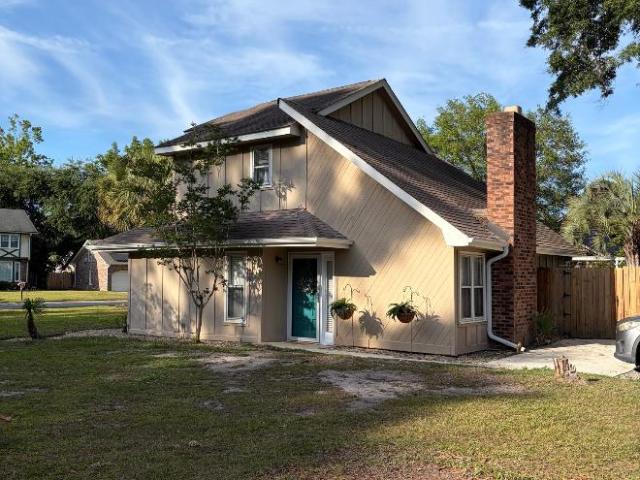 3 Br, 2 bath, Single Family 21 Sabina Ct