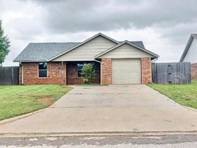 3 Br, 2 bath, Single Family 223 Cherokee St