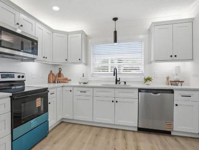 3 Br, 2 bath, Single Family 2206 Gordon Street