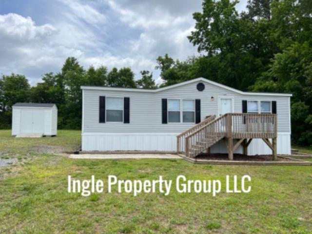 3 Br, 2 bath, Single Family 220 Sandy Rd