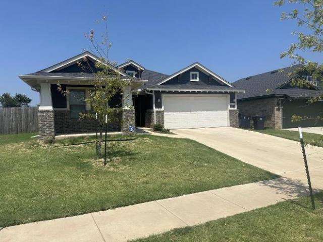 3 Br, 2 bath, Single Family 2229 Roca Dr