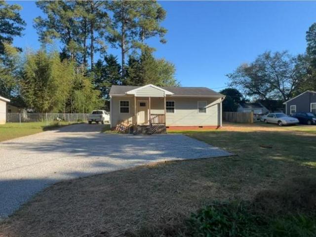 3 Br, 2 bath, Single Family 222 Weston Road