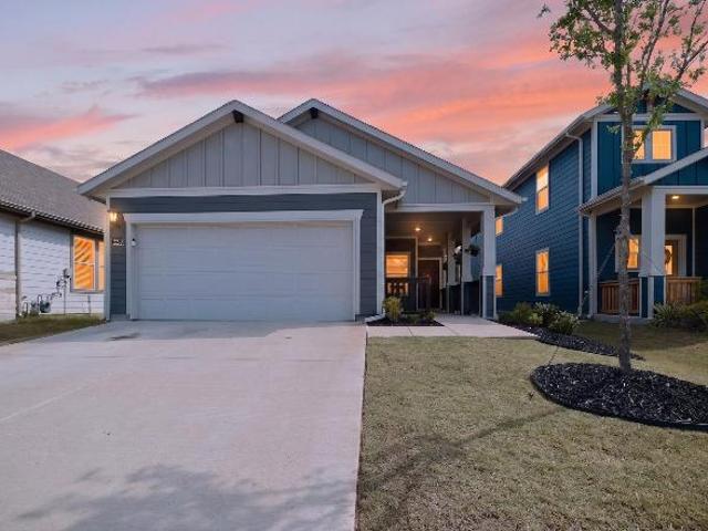 3 Br, 2 bath, Single Family 2230 Cliff Springs Drive