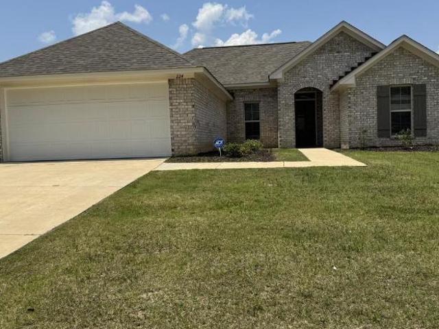 3 Br, 2 bath, Single Family 224 Hemingway Cir