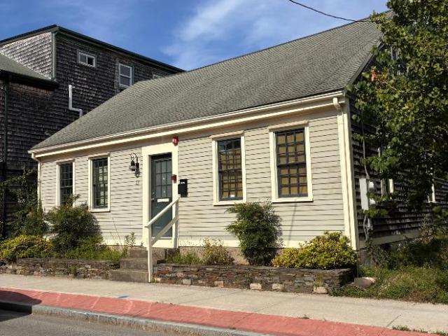 3 Br, 2 bath, Single Family 22 Water Street