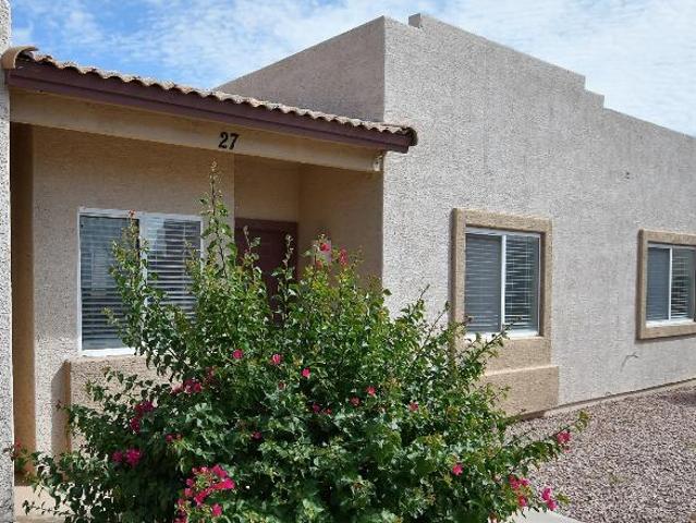 3 Br, 2 bath, Single Family 2300 East Magma Road