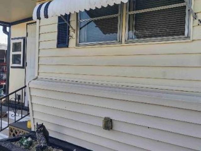3 Br, 2 bath, Single Family 2304 Pit Road