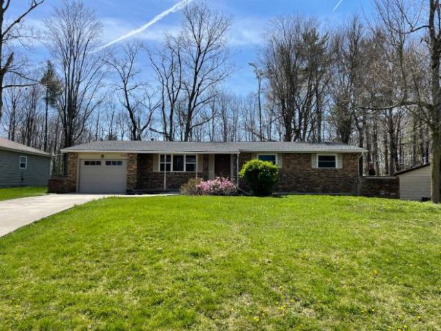 3 Br, 2 bath, Single Family 2306 Deerwood Drive