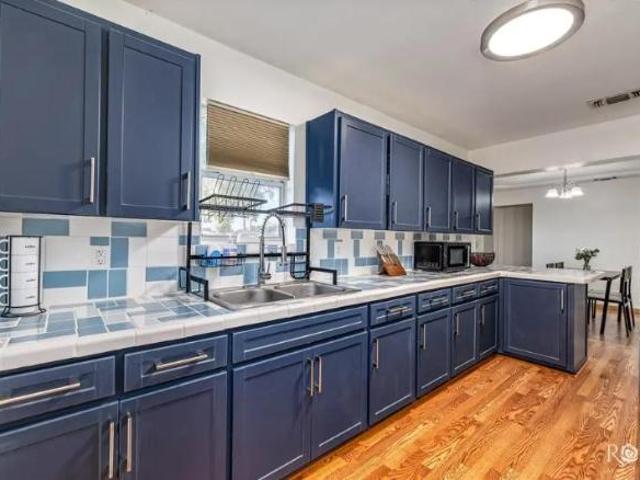 3 Br, 2 bath, Single Family 2308 North Street