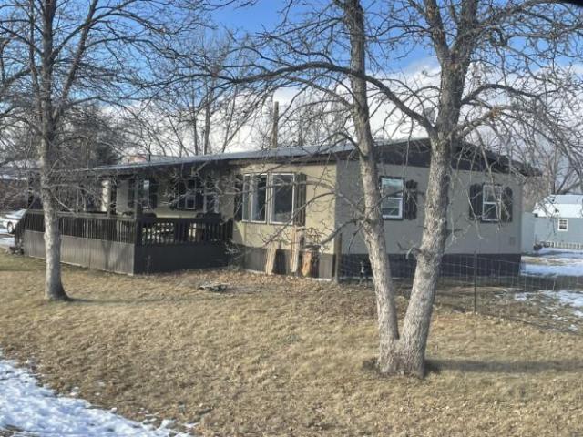 3 Br, 2 bath, Single Family 230 Stephens St