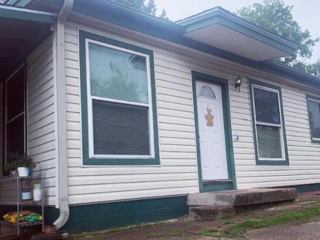 3 Br, 2 bath, Single Family 2324 Peppermill Rd
