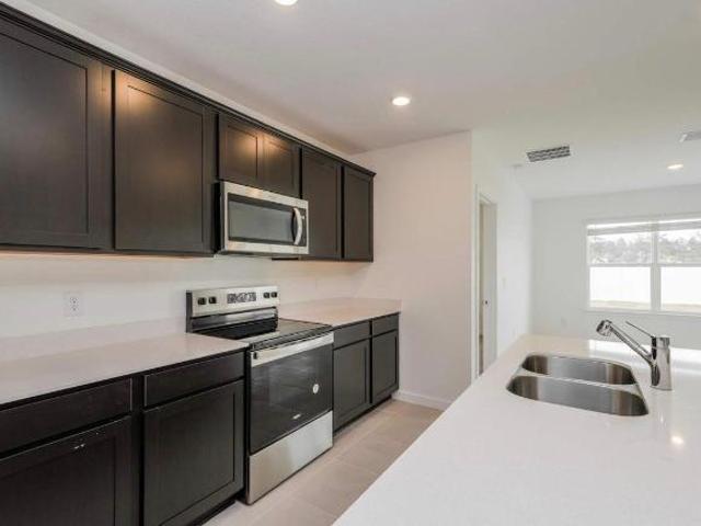 3 Br, 2 bath, Single Family 2329 Scenic Hill Dr