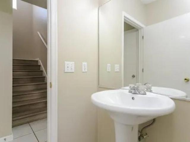 3 Br, 2 bath, Single Family 2337 Cordova C