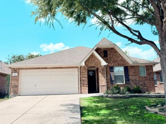3 Br, 2 bath, Single Family 2345 Aurora Dr