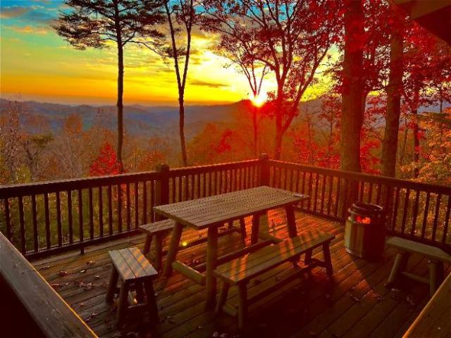 3 Br, 2 bath, Single Family 235 Arrowhead Pass