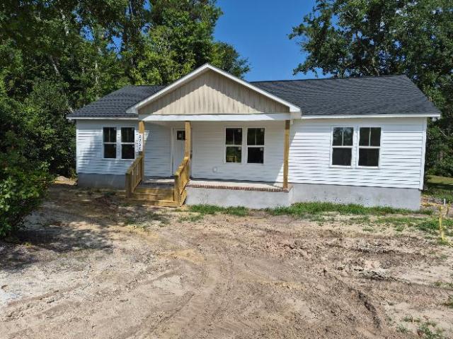 3 Br, 2 bath, Single Family 2360 Malmo Loop Rd