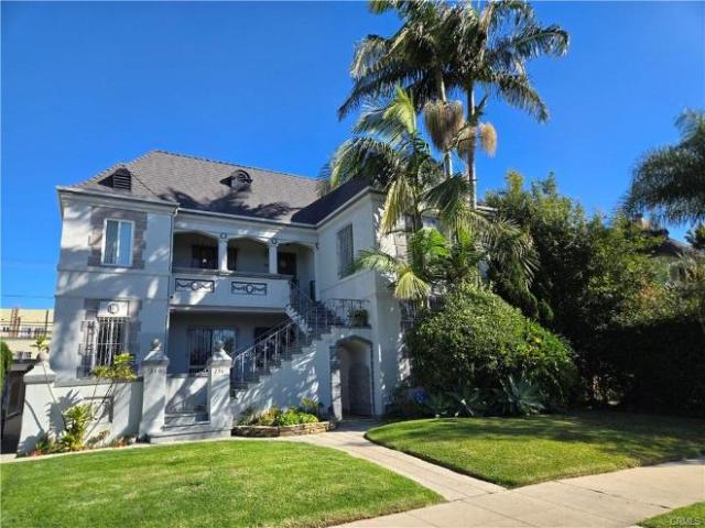 3 Br, 2 bath, Single Family 238 S Detroit