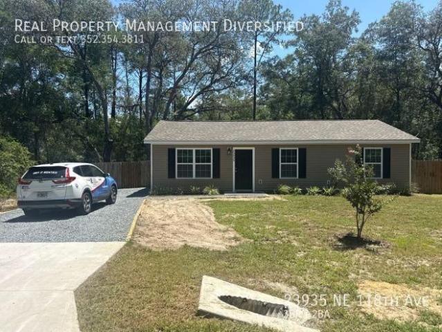 3 Br, 2 bath, Single Family 23935 NE 118th Ave