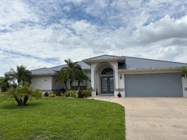 3 Br, 2 bath, Single Family 343 Vitorio Street