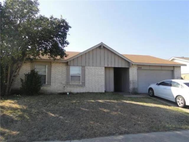 3 Br, 2 bath, Single Family 3414 Chesapeake Dr