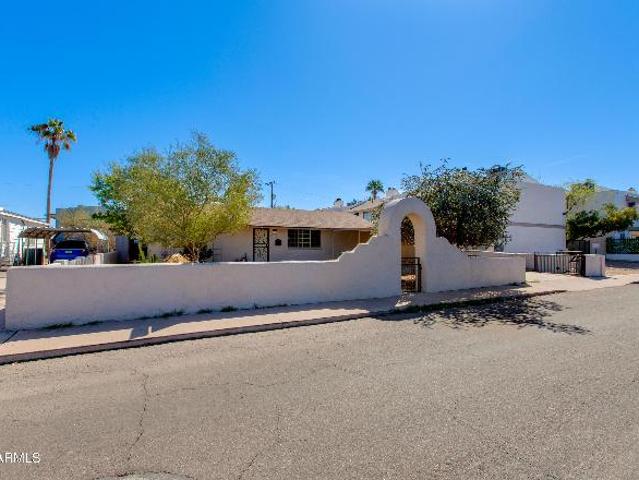 3 Br, 2 bath, Single Family 3423 N 14th Street