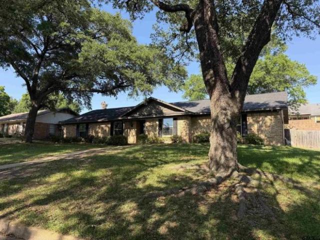 3 Br, 2 bath, Single Family 3424 Glendale Dr