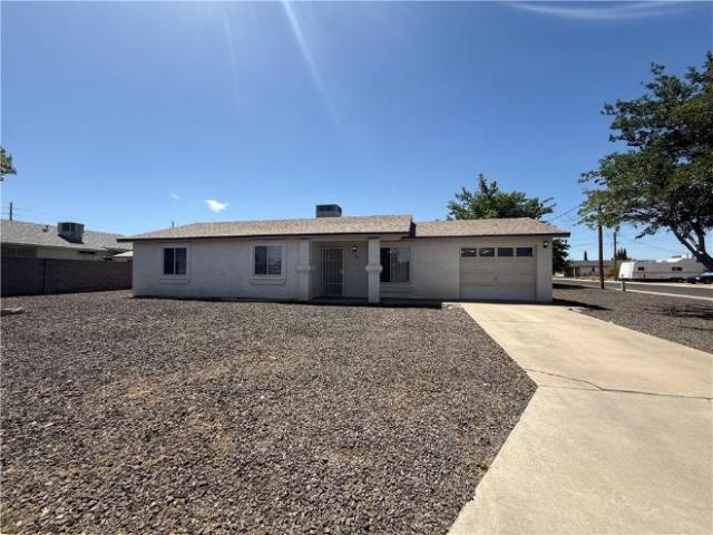 3 Br, 2 bath, Single Family 3468 Calumet Avenue