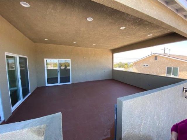 3 Br, 2 bath, Single Family 3471 Luna Avenue