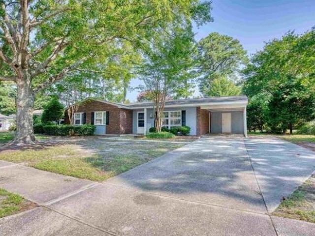 3 Br, 2 bath, Single Family 3494 Cactus St