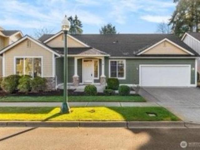 3 Br, 2 bath, Single Family 3518 Blacksmith St SE