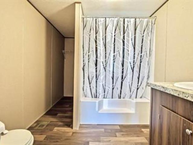 3 Br, 2 bath, Single Family 3525 T St